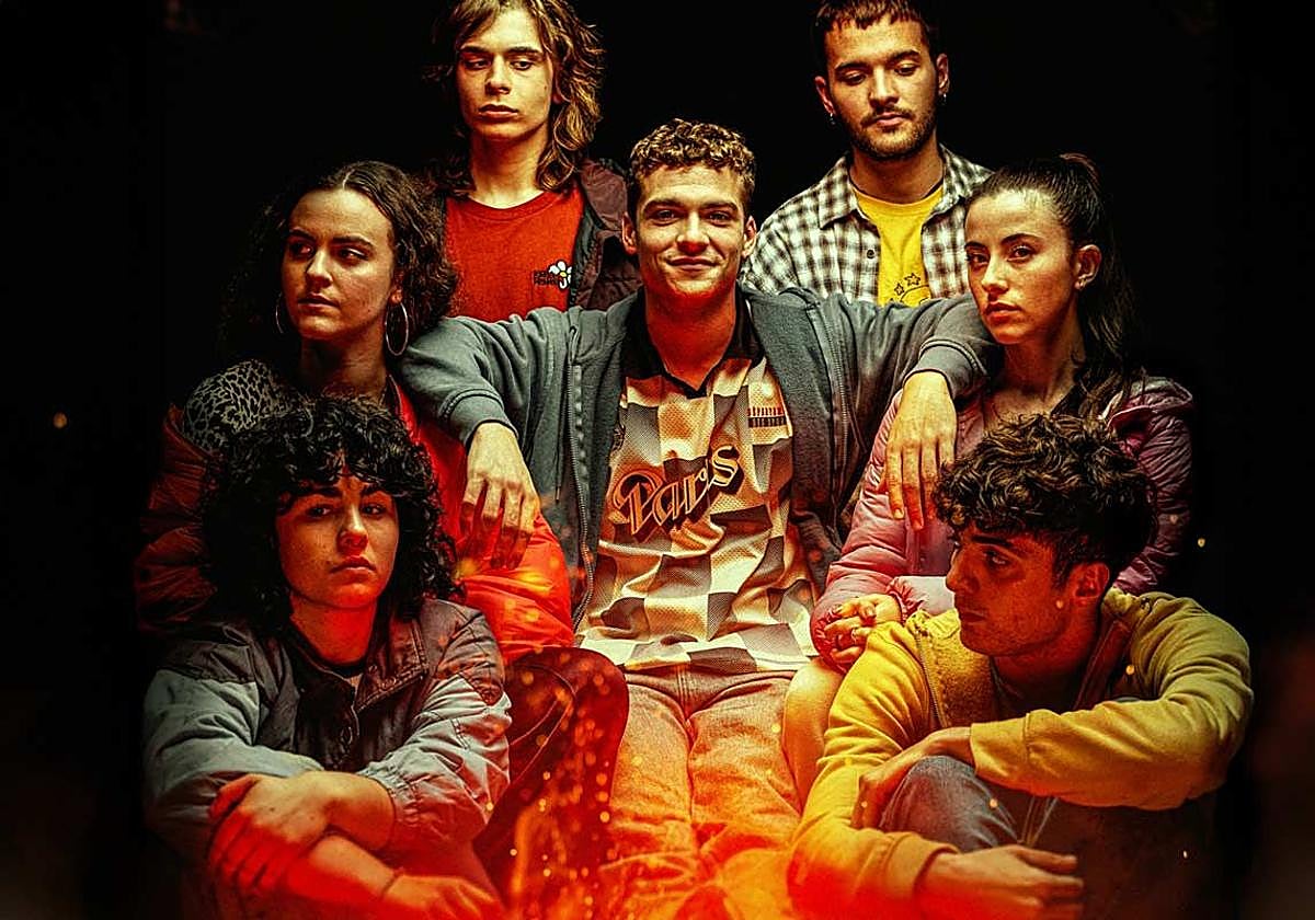 Bokep gattouz bali yenna opens the door, thin and